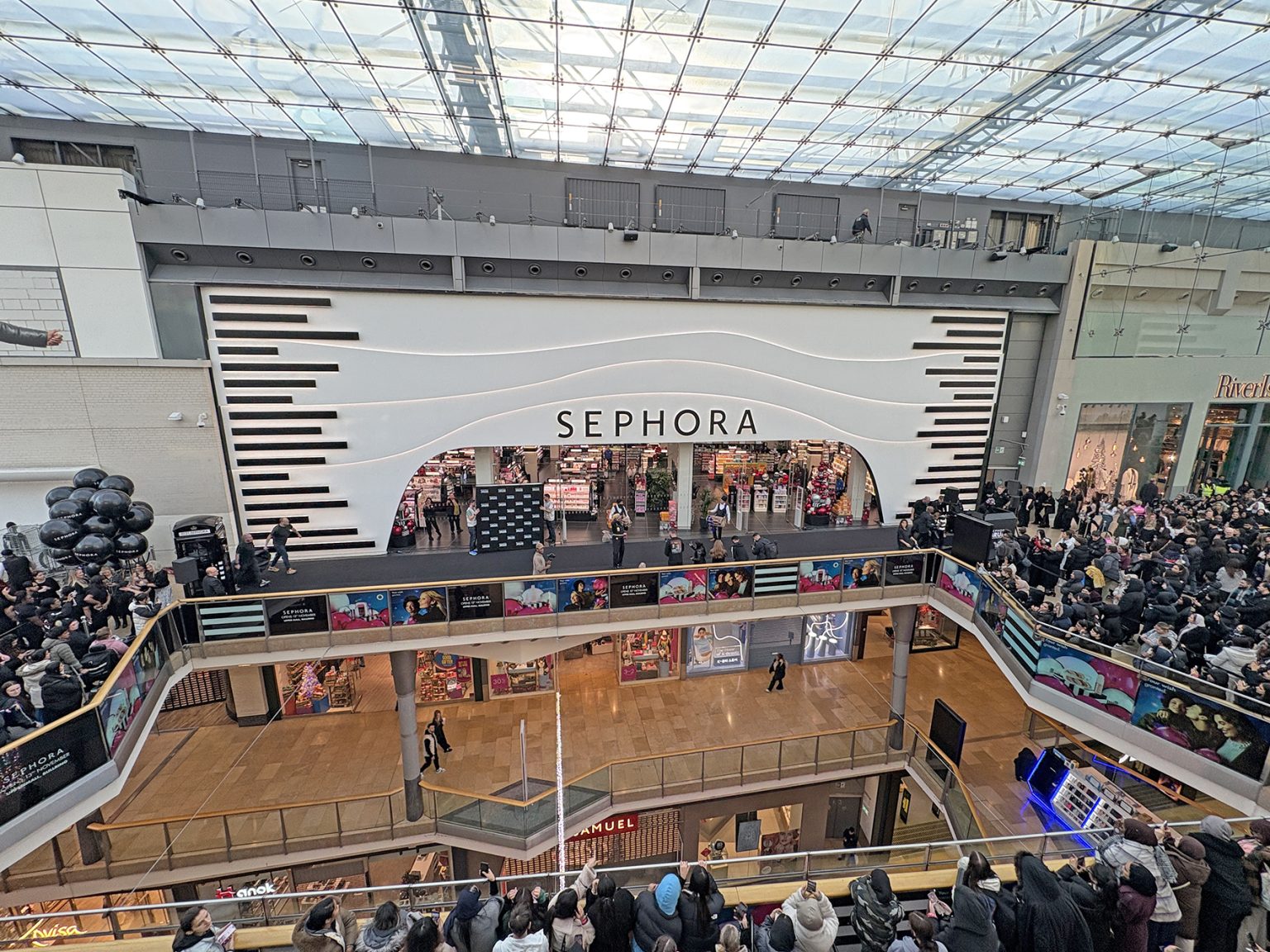 Sephora Bullring opens in style for thousands of shoppers - Central BID ...